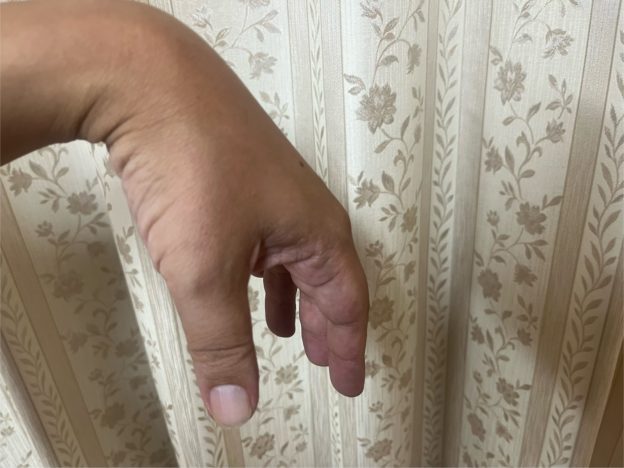 図3 手から気を出す | ryuta-projectssl